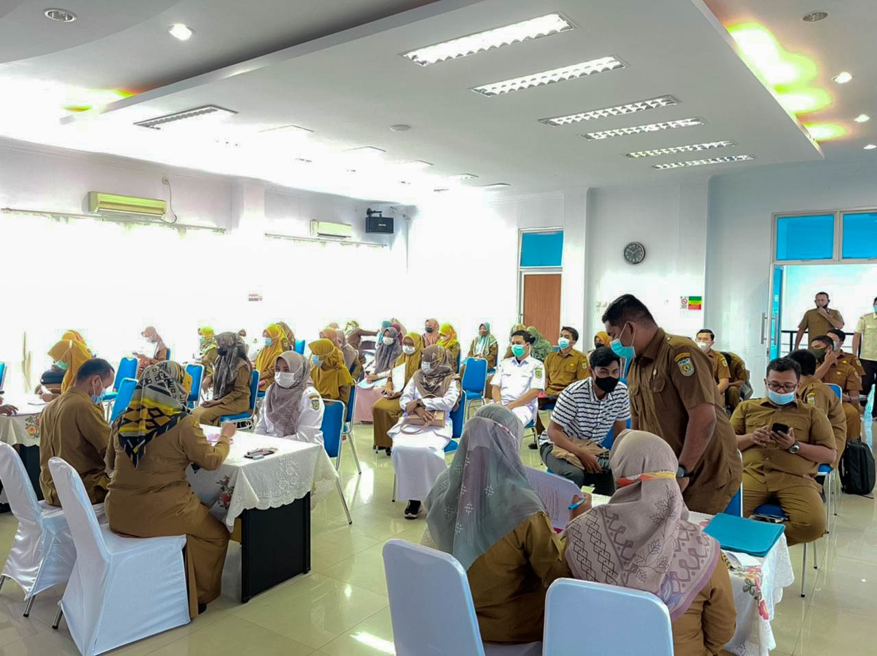 [Foto] Pemberkasan Dan Pembekalan Peserta Latsar CPNS Golongan III ...
