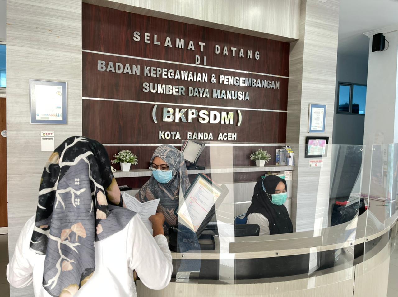 Aktifitas Pegawai BKPSDM Kota Banda Aceh - Badan Kepegawaian dan ... Aktifitas Pegawai BKPSDM Kota Banda Aceh - Badan Kepegawaian dan ...